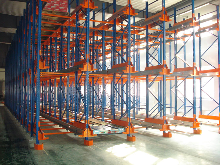 Why are more and more customers using radio shuttle racking? | Aceally ...